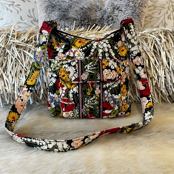 Vera Bradley | Bags | Vera Bradley Poppy Fields 20 Hipster Flap ...